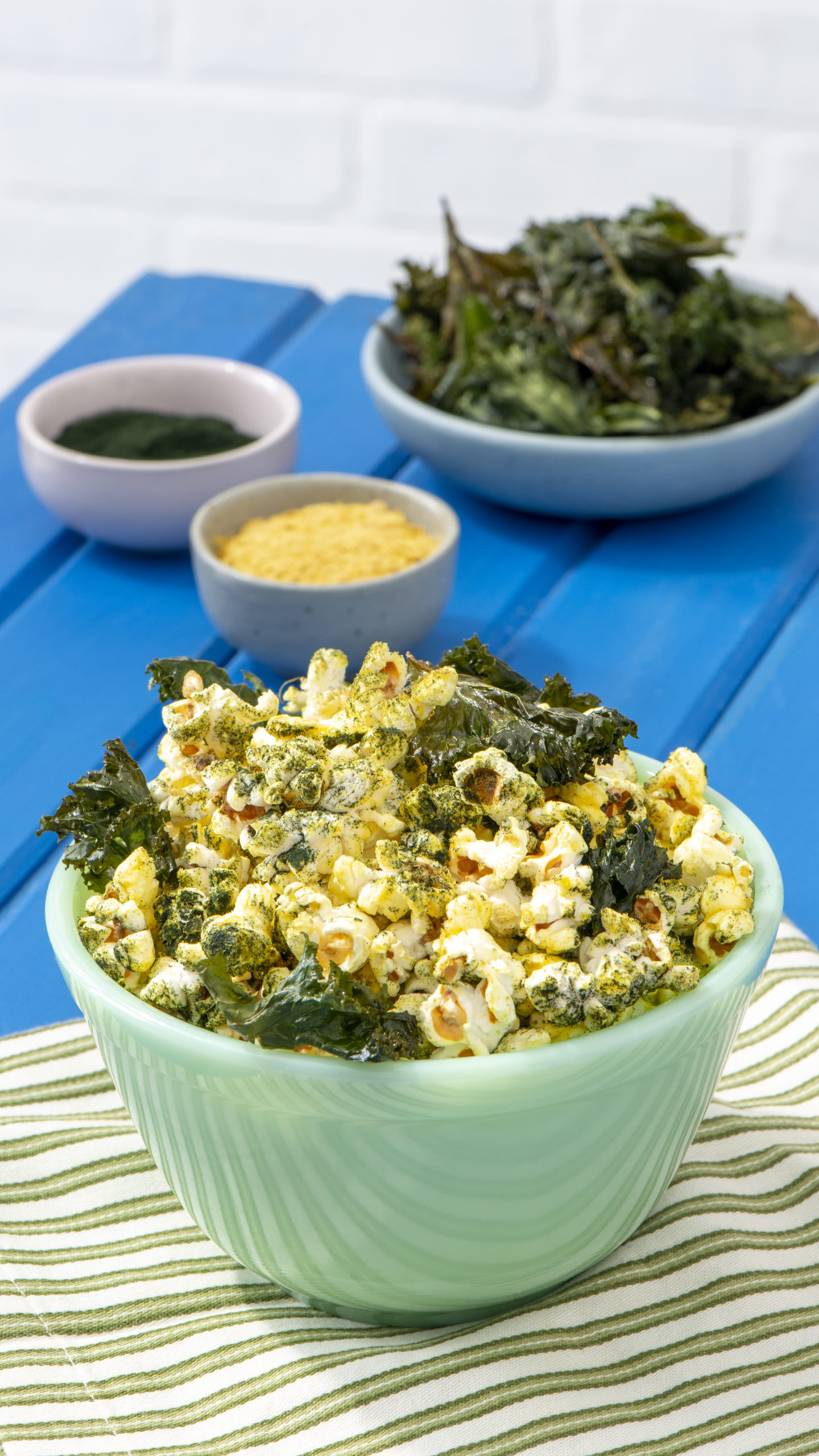 Easy and Healthy Recipe for Snacking: Superfoods Popcorn - JOLLY TIME®